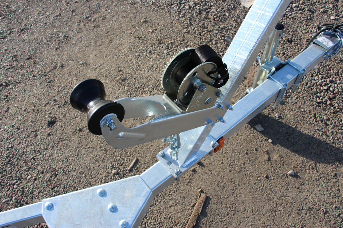 EZ Loader 90BS 14-18 2300 WITH SWING AWAY TONGUE